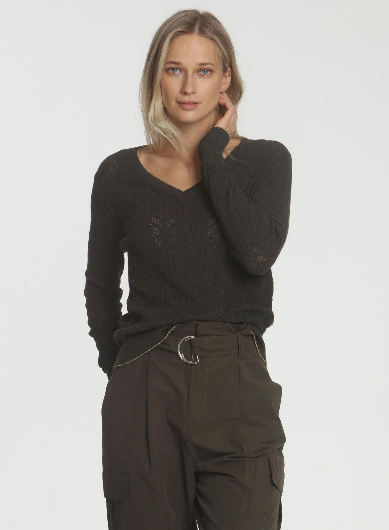 LABEL+thread Women's Cotton Henrietta Vee - Army