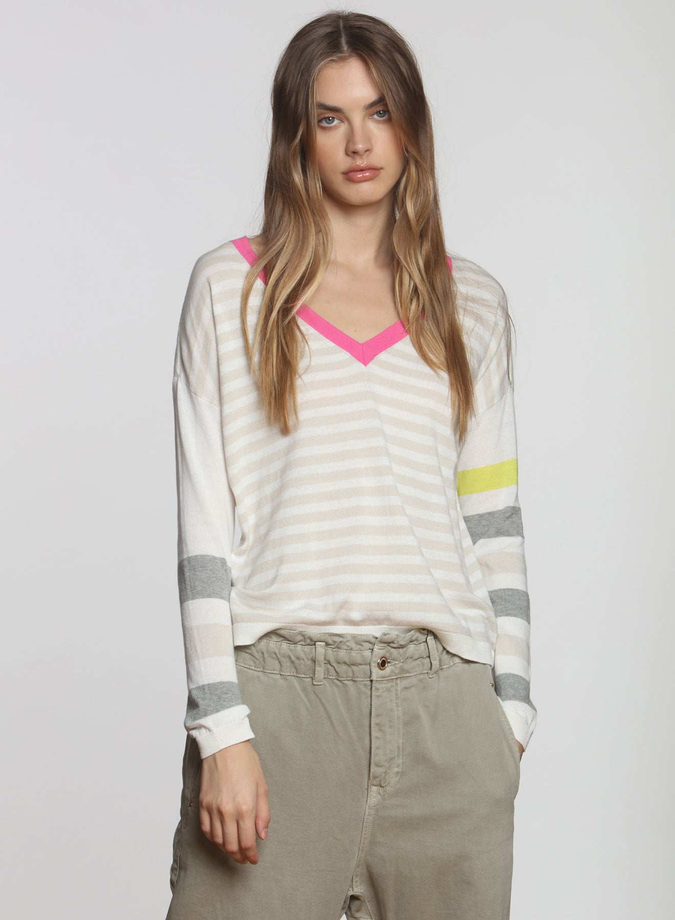 LABEL+thread Women's Cotton Krista Mix Vee - White