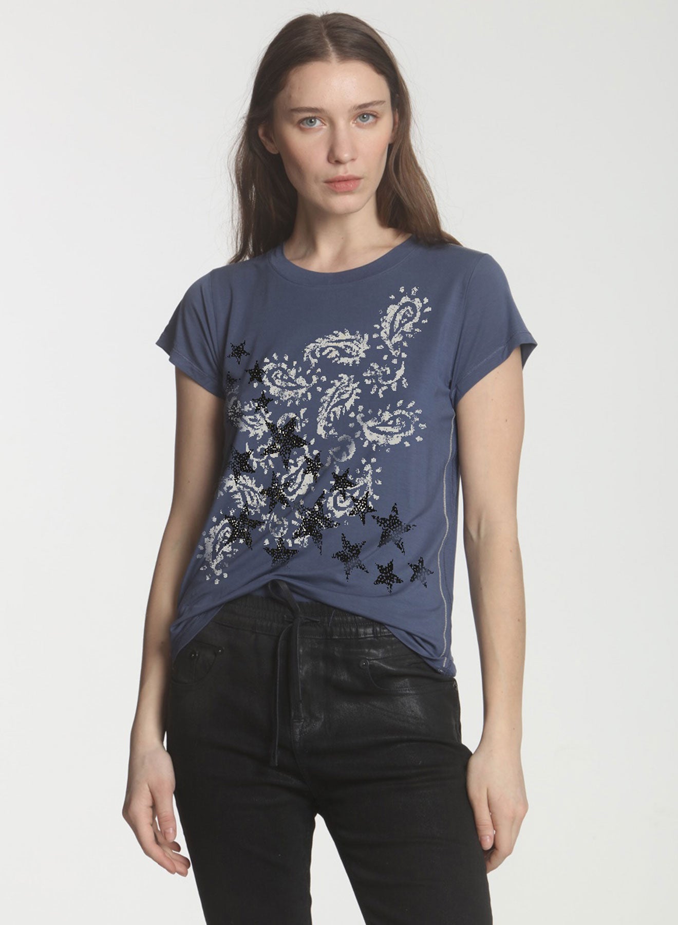 LABEL+thread Women's Graphic Kate Modal Crew - Cadett Paisley Night Sky
