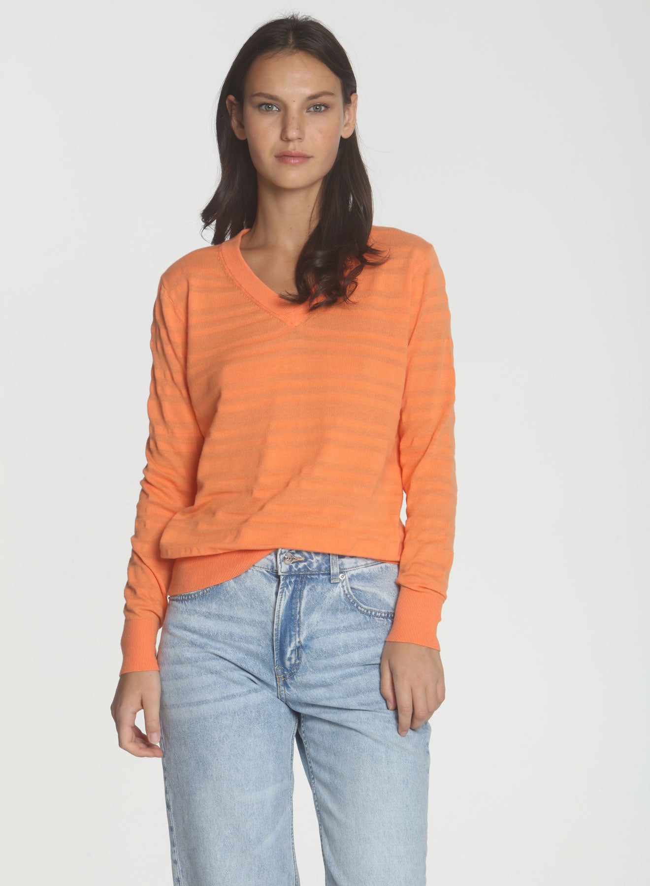 LABEL+thread Women's Cotton Shadow Stripe Vee - Mango
